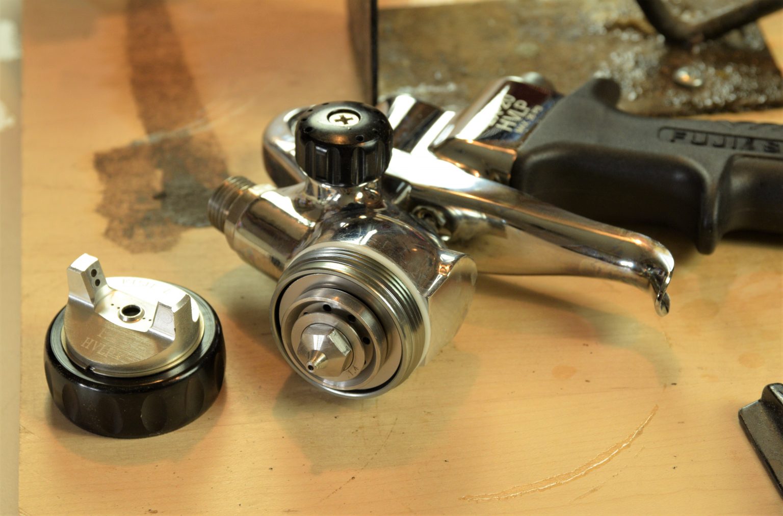 Fuji Spray Systems | Gravity Feed Spray Gun | LX-20 HVLP