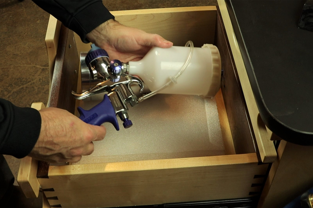 2 Minute / 2 Ounce Spray Gun Cleaning Method - Fuji Spray Systems