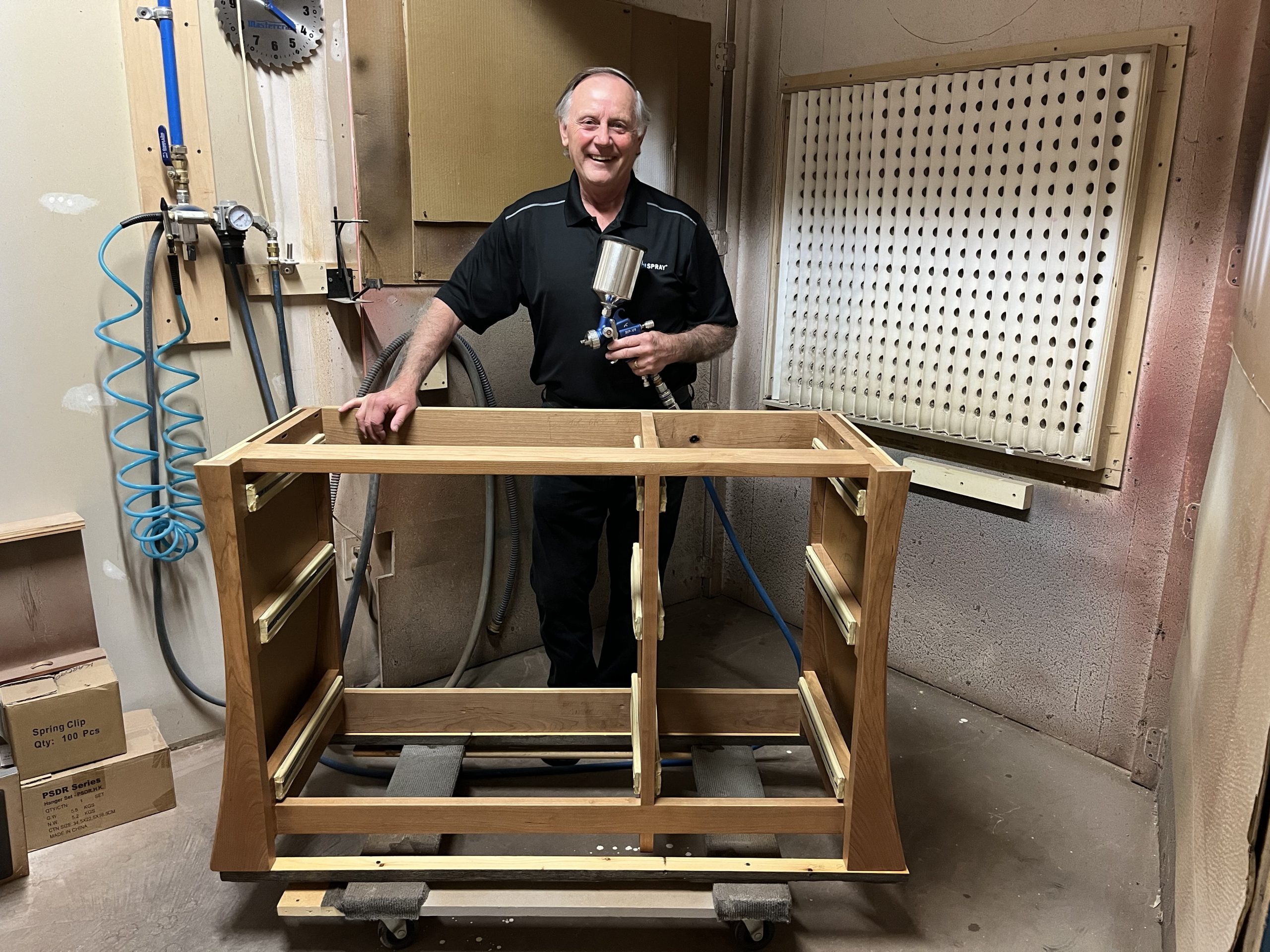 Spraying a Cabinet - Fuji Spray Systems